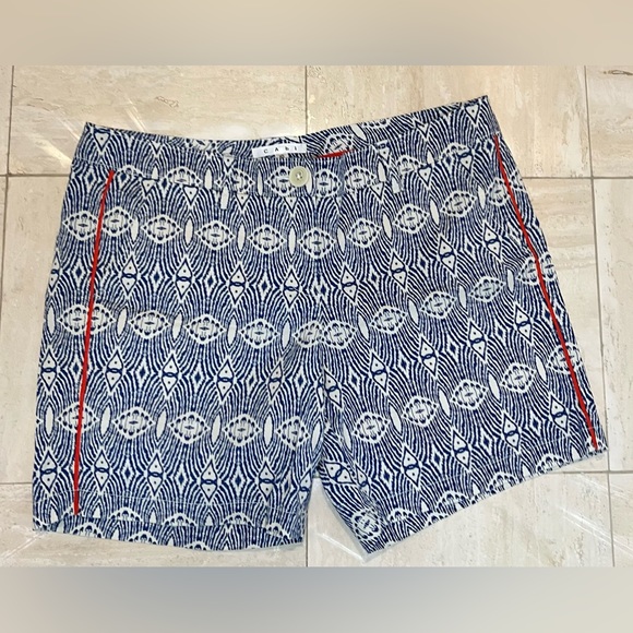CAbi | Shorts | Cabi Prep Shorts Blue White Ikat Print Size Style 326 | Poshmark